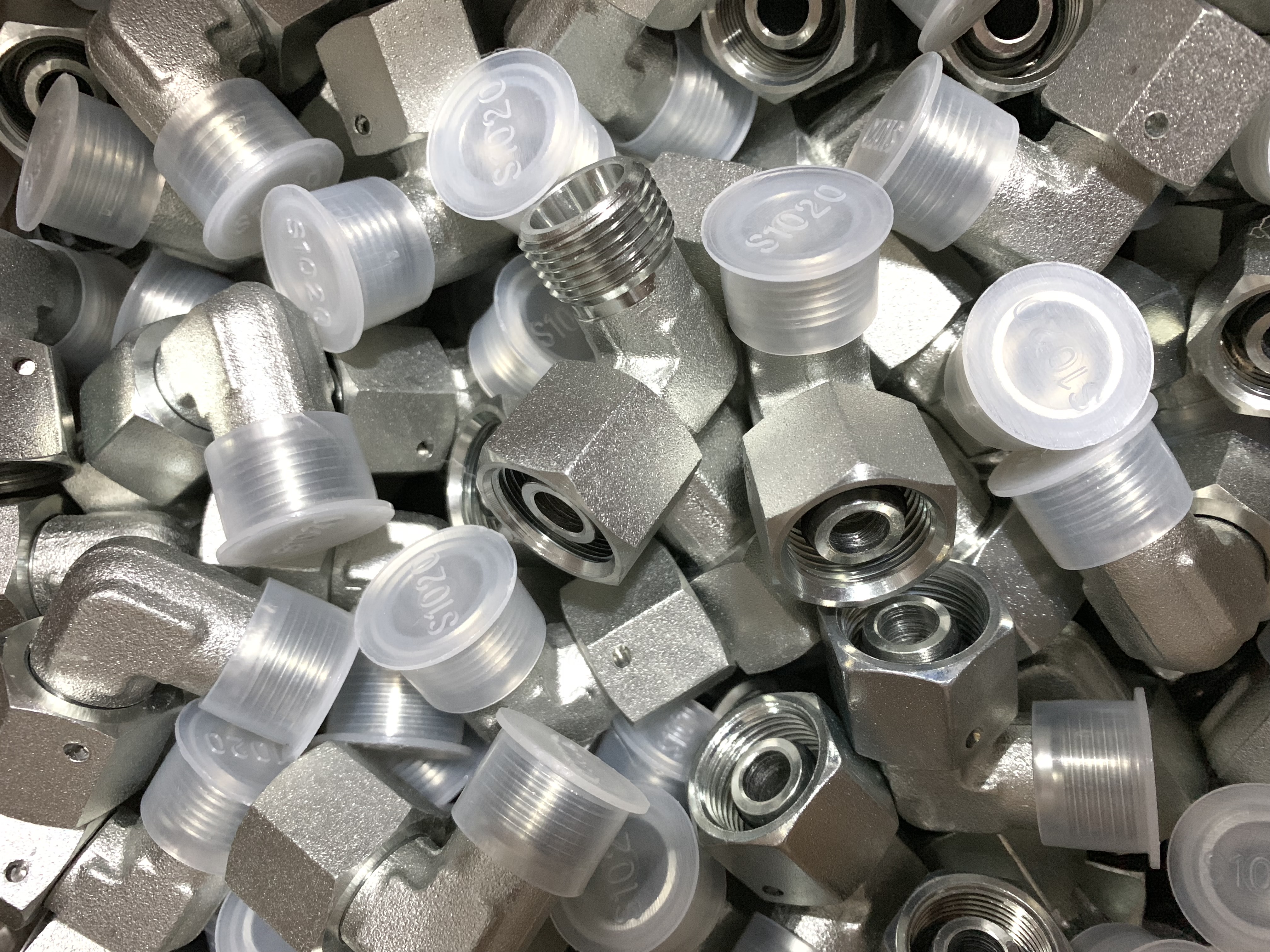 2C9 90°METRIC FEMALE 24°/ METRIC MALE 24°light type metric connector ...